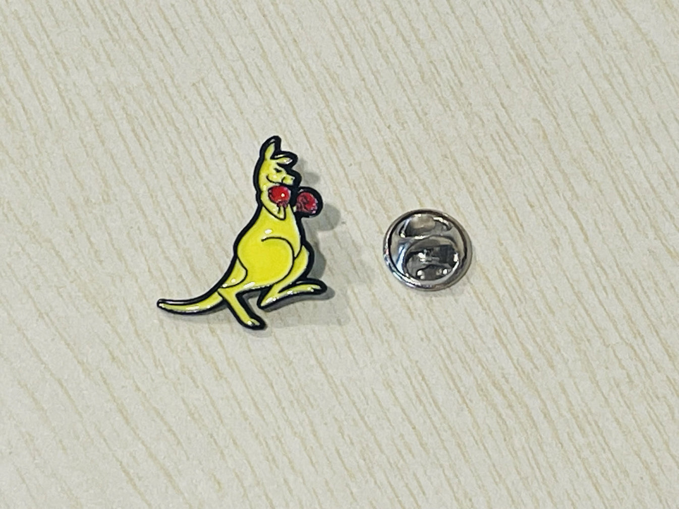 KANGAROO PIN – Aussie Chiller